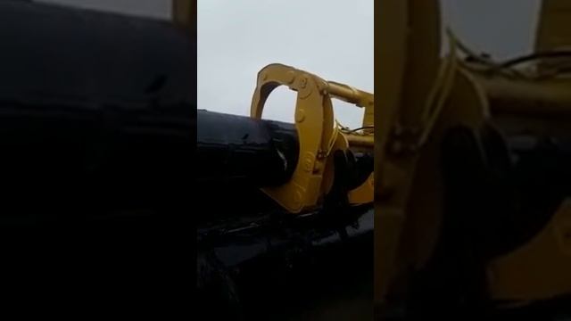 Трубозахват 5 тонн на фронтальном погрузчике LiuGong.mp4