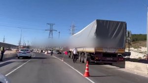 Отказали тормоза:грузовик смял пять авто в Севастополе.