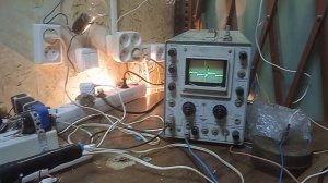 Столкновение различных типов звона при ключевании индуктивности на железе. Осциллограмма. Схема