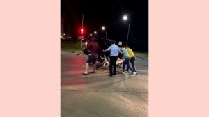Ростов-на-Дону: в Суворовском ночью произошло ДТП - один из автомобилей перевернулся!