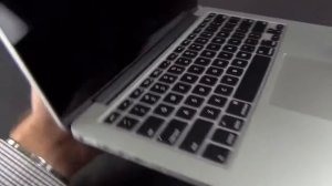 Apple MacBook Pro 13 inch with Retina Display 2017 Unboxing, Demo, & Benchmarks - Vision Academy