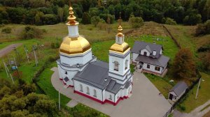 Калужская область. Церковь Троицы Живоначальной в Георгиевском. До и после...