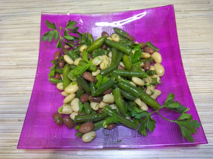 Вкусный, полезный! Готовить легко и просто! Салат "Фасолька"