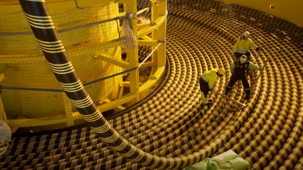 Почему подводные кабели так важны?