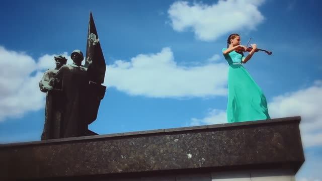 Темнохуд Анжелика - В. Потсток: "Сувенир Сарасате" (2016).