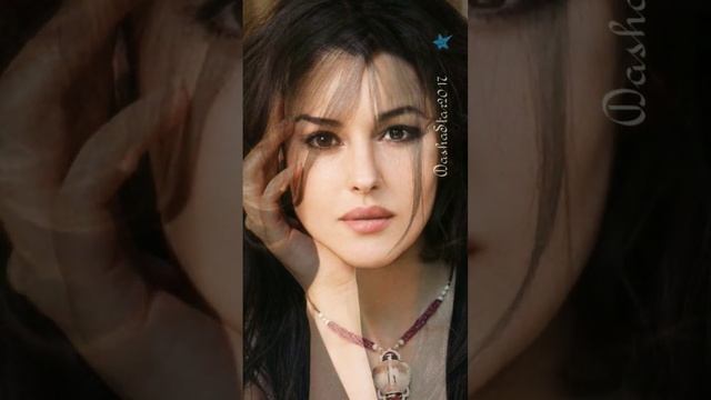 ?Monica Bellucci, face transformation? #morphing #facemorph #shorts
