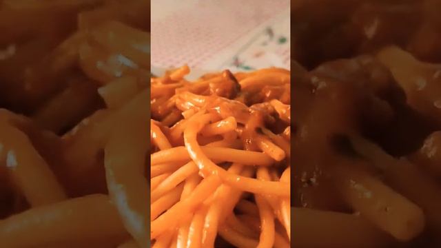 COMO FAZER BUCATINI ALL'AMATRICIANA #short