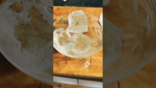 Bellini aromatizzato al rosmarino. Facile e godurioso!