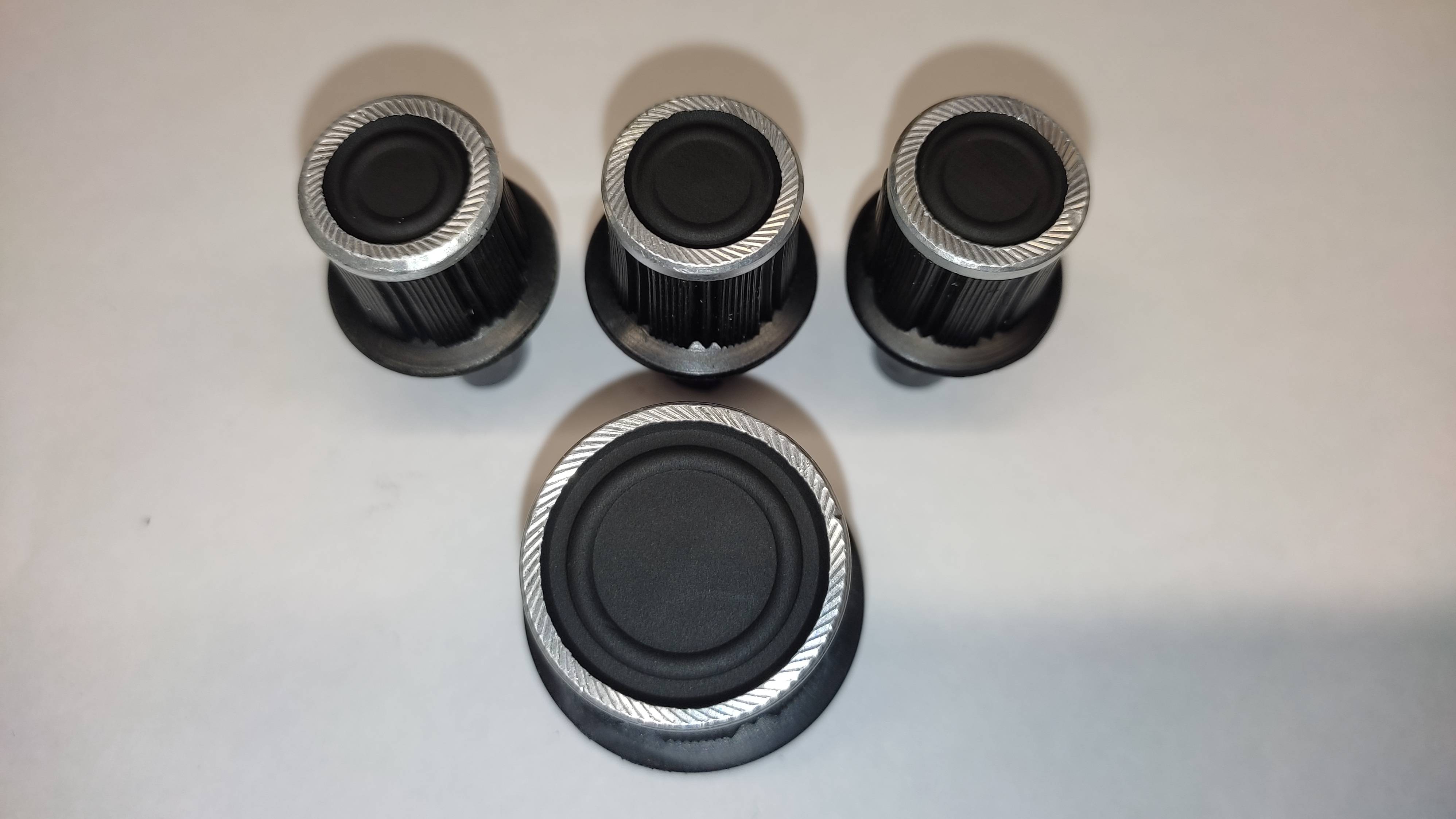 Океан 209. Покраска ручек.