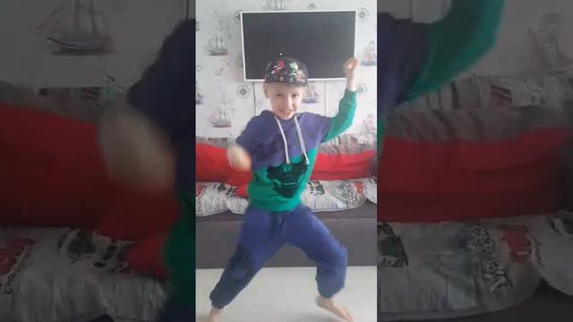 Заряд позитива