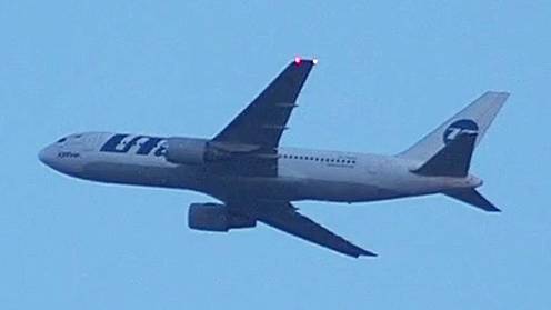 Boeing 767-224(ER) авиакомпании ЮТэйр [RA-73083] отходит от Внуково (VKO/UUWW) 27.06.2024