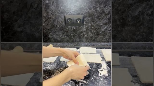 Бомбочки с грибами и курицей