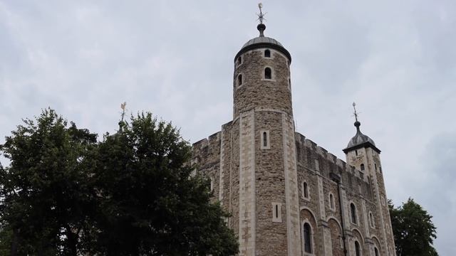 THE TOWER OF LONDON'S OUBLIETTE - The Little Ease Dungeon – смотреть ...