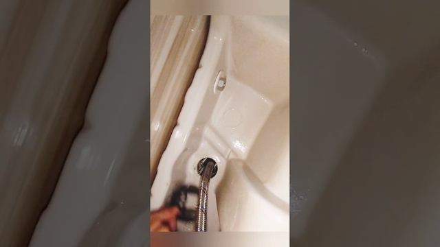 Замена гибкой подводки к смесителю своими женскими ручками 🤗