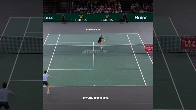 Хольгер Руне - удивительная подвижность. Наблюдения за лучшими игроками.