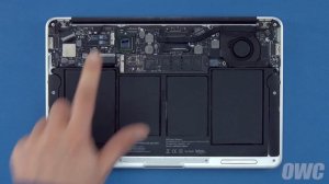 How to Replace the Battery in a 11-inch MacBook Air (Mid 2012) MacBookAir5,1