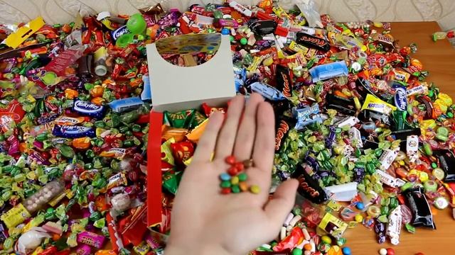 a lot of candy! MAGIC BOX! NEW! Много конфет - смотреть видео онлайн от ...