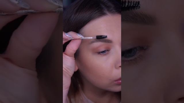 КАК СДЕЛАТЬ ИДЕАЛЬНЫЕ БРОВИ ?