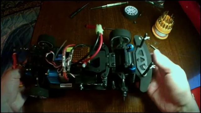 СТАВИМ ОСЬ РЕМОНТИРУЕМ КОЛЕСО HSP ZELLIONERE.mp4