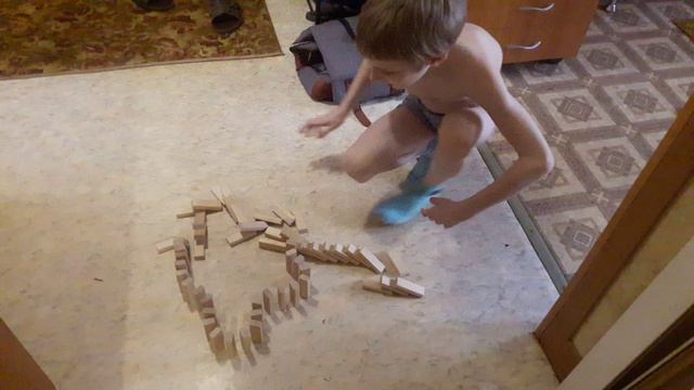 Играю в домино