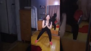 Упражнение 6  Выпады вправо и влево
