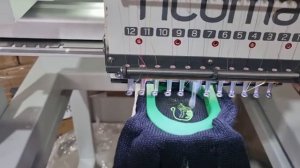 Вышивка на перчатках на вышивальной машине 2