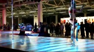 Pole-dance на выставке esexpro show ч2 от студии Divadance