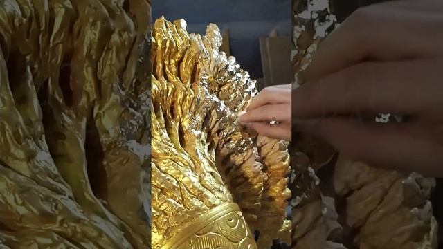 Скульптура Бетельгейзе. Этапы создания: шлифовка, тонировка, нанесение потали.