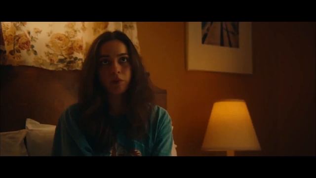 Не смотри туда - Русский трейлер (2023)