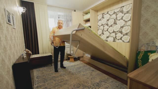 Кровать трансформер для маленькой квартиры