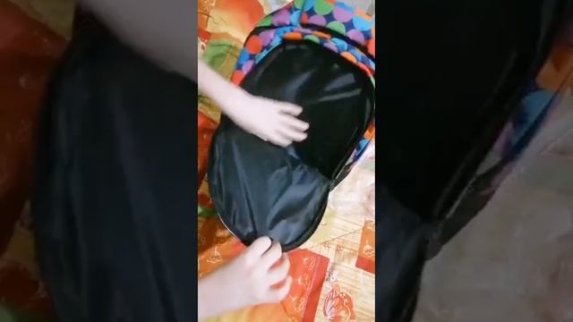 Распаковываем новый рюкзак, конечно же, с помощью котика /Залипательные ролики