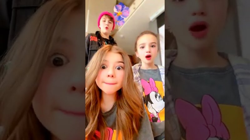 Милана Хаметова ДЕВОЧКИ ДЕВЧОНКИ МЫ ДЛЯ НИХ КОТЁНКИ! Повторяем за МИЛАНОЙ ХАМЕТОВОЙ в ЛАЙКЕ