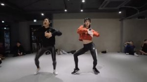 Mina Myoung/Twerk it like Miley - Brandon Beal (Dawin Remix) 