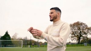 INSANE HELIUM FOOTBALL CHALLENGE!  ⚽️?? *FOOTBALL EXPERIMENT*