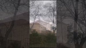 Архипо-Осиповка 26 ноября 2023 года 🍂 крышу в школе сдуло 🌬️ Видео: из группы WhatsApp
