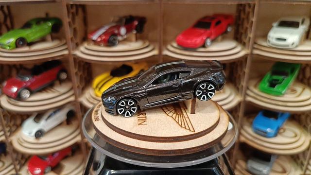 Aston Martin DBS