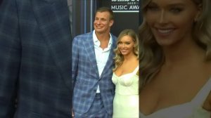 2019 Red Carpet Music Awards Super Star Fashion Show (43)
