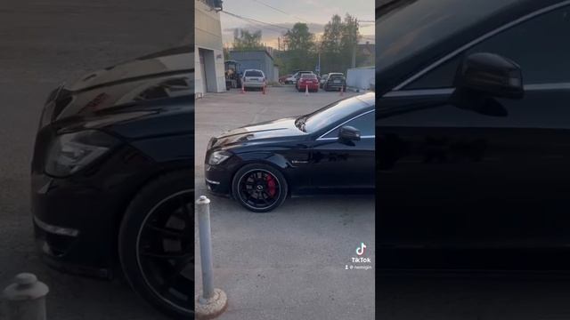 Mercedes Benz CLS то о чем я думаю ? постоянно.
