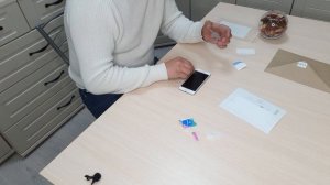 Как наклеить гидрогелевую пленку на смартфон? Видеоинструкция X-LanD