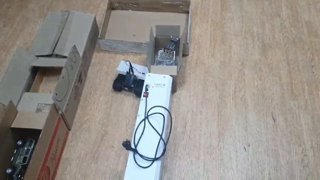 Робот в лабиринте.mp4