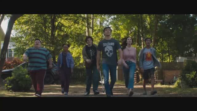 SHAZAM! FURY OF THE GODS - Official Trailer