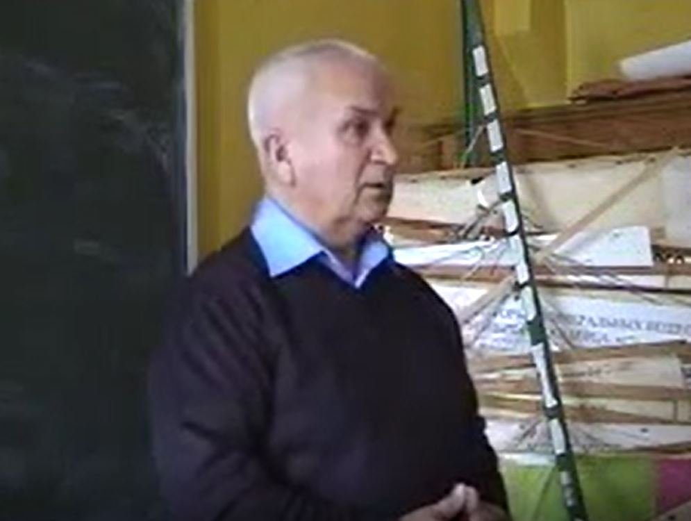 2007 Достаточно общая теория управления ч 5 (Зазнобин В.М.)