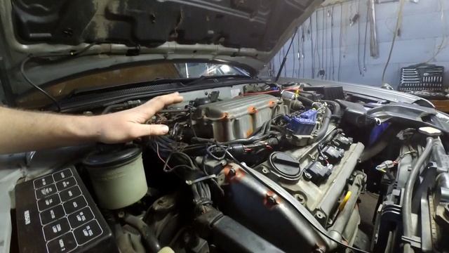 ниссан цефиро диагностирует ремонтирует  сын.mp4