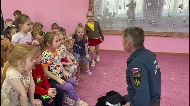 МЧС в гостях у детей из СКАЗКИ