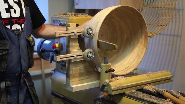 Токарный люнет изготовленный из того что было под рукой