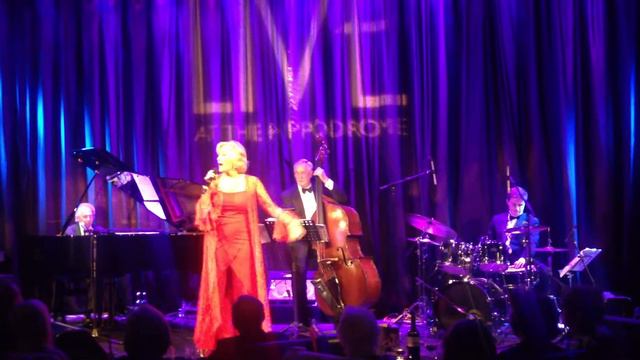 Buddy Greco & Lezlie Anders LIVE at The Hippodrome - смотреть видео ...