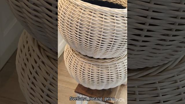 Кашпо из ротанга