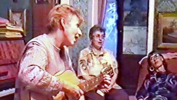 "Город у моря" (Запись 1997 г.). Исполняет Вера Смирнова (Журба).