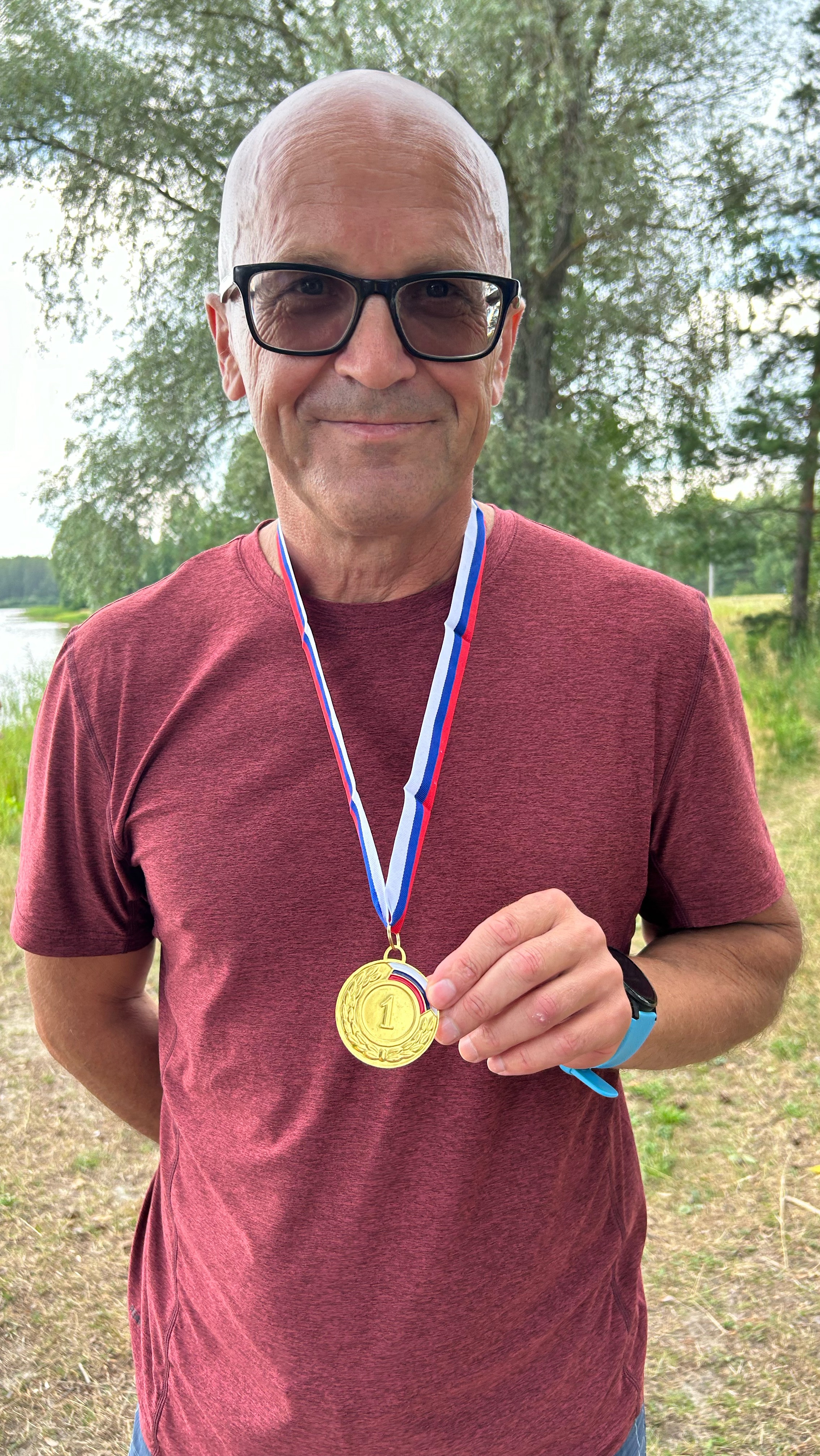 Награждение победителя первенства города Саров по sup-serfing.