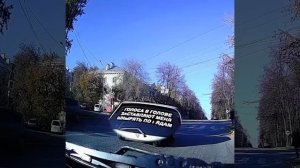 Голоса в голове или за рулем?